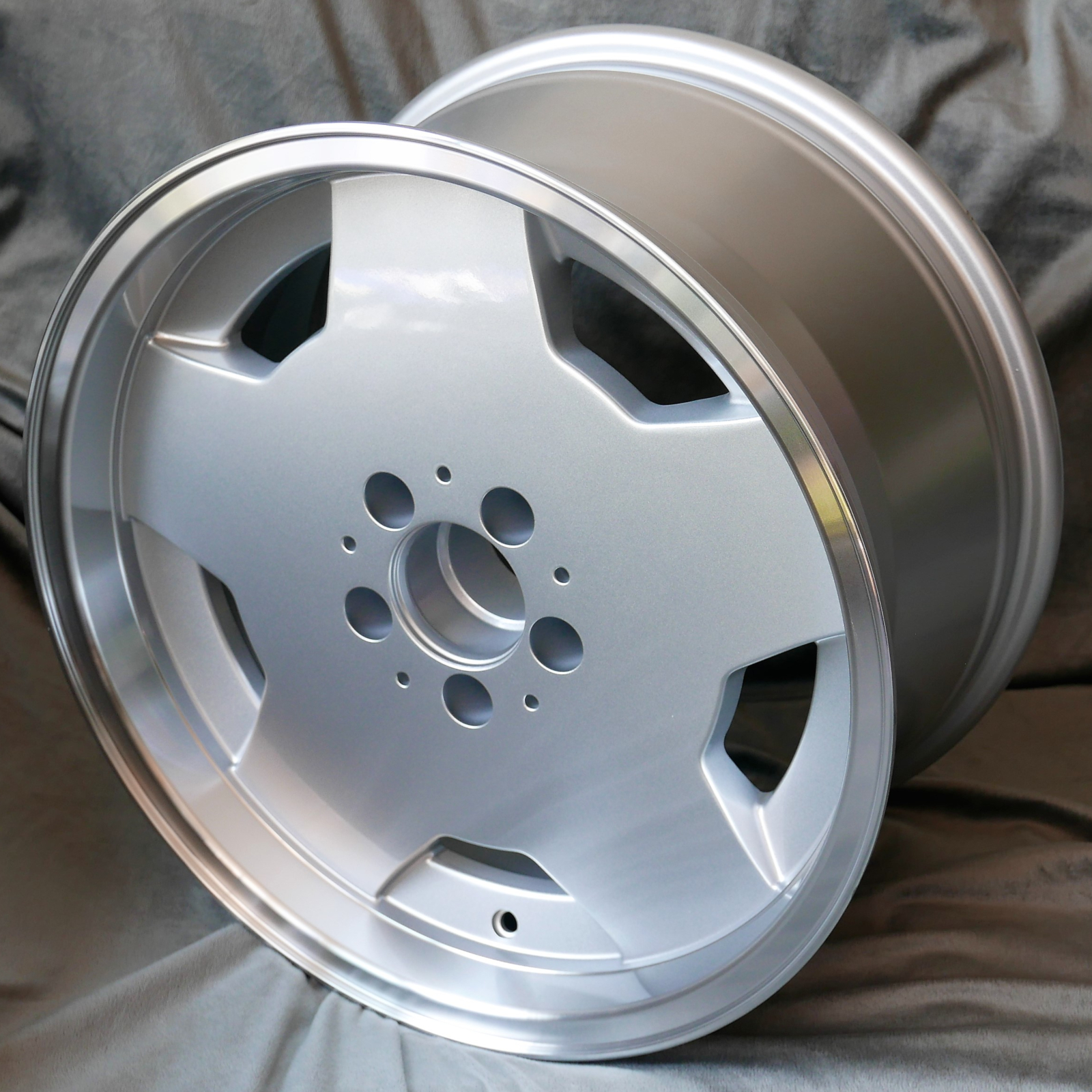 Aero Style, 9x17 silber/glanzgedreht | Felge | AMAE91700sp ...